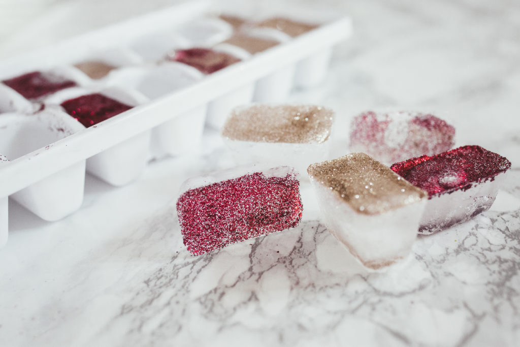 DIY Edible Glitter Ice Cubes